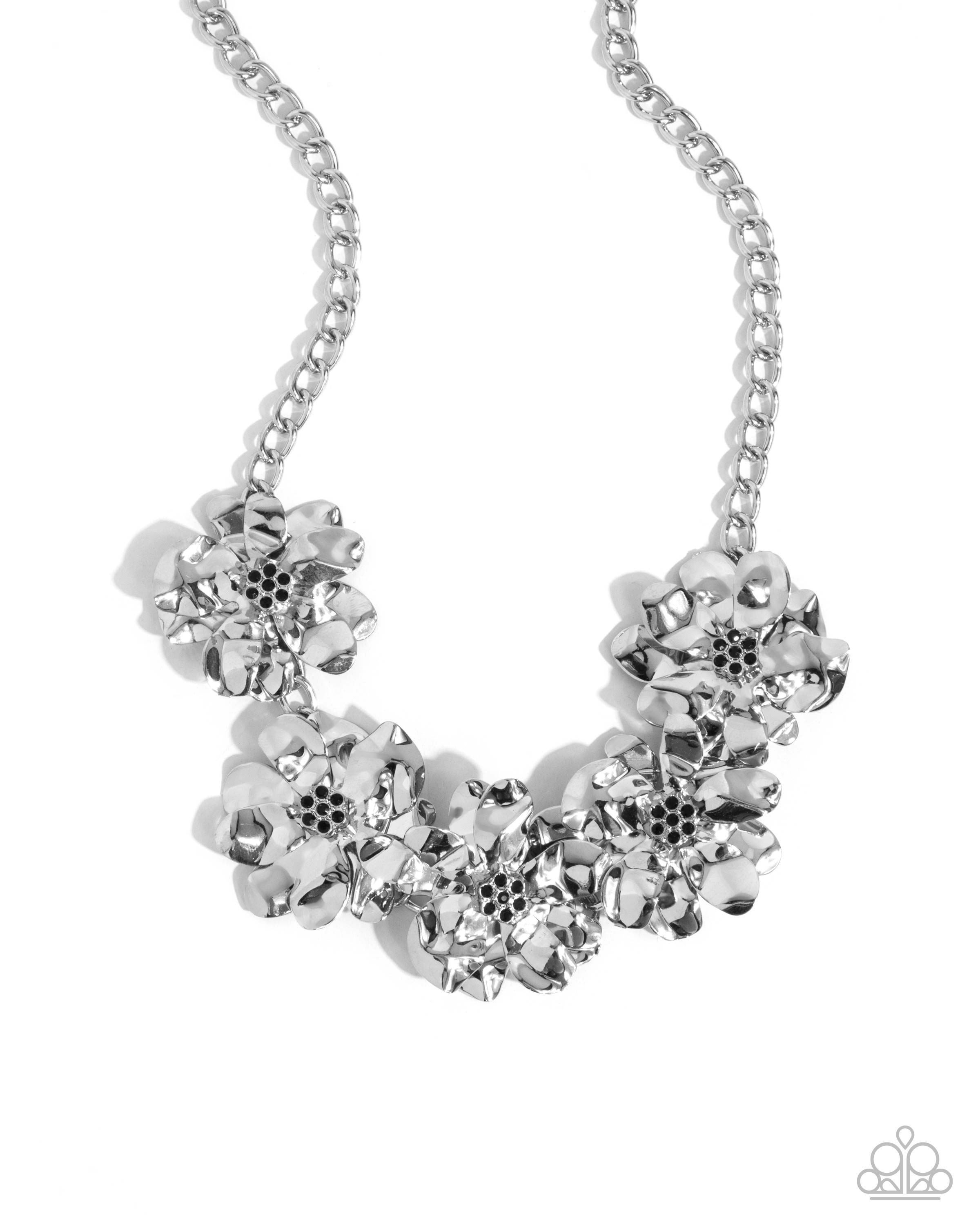 Paparazzi Laid-Back Luster - Flower Necklace – A Finishing Touch Jewelry
